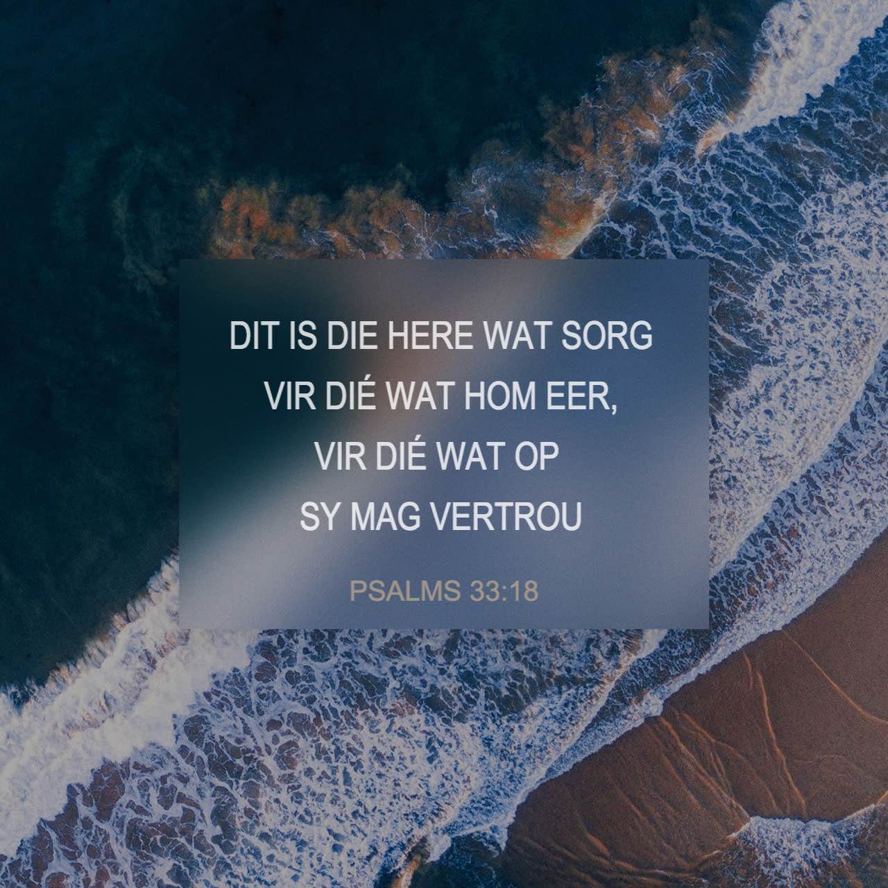 PSALMS 33:17-18 Die perd help niks vir die oorwinning en red nie deur ...