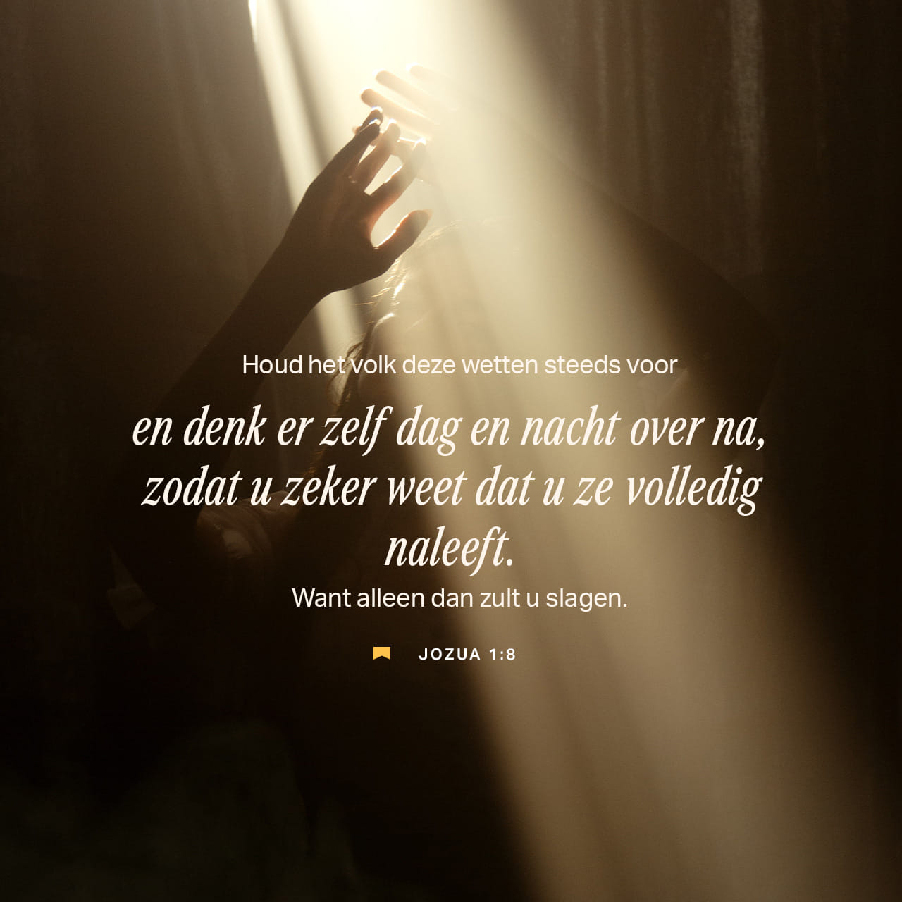Jozua 1:8 (EBV24) - Laat de boekrol van deze Wet niet u | YouVersion